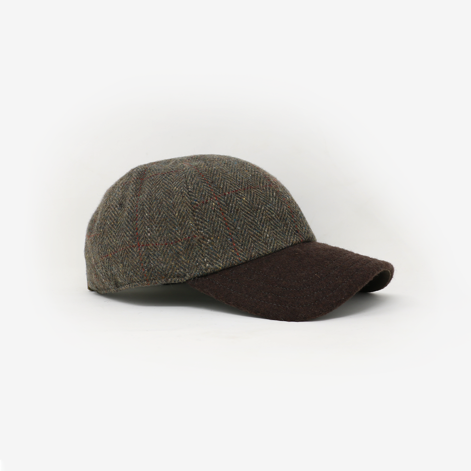 Average – storied hats